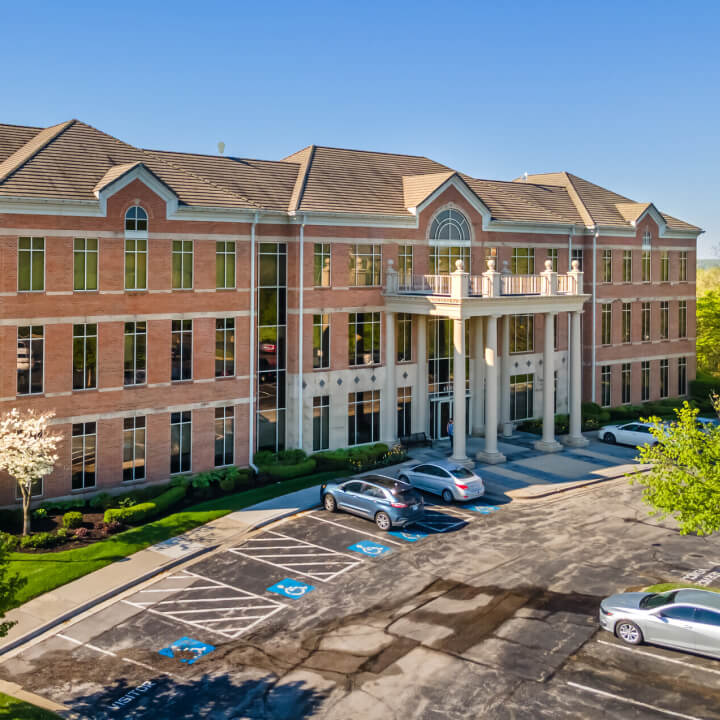 Visit Our Retina Centers in Greater Kansas City | Retina Associates